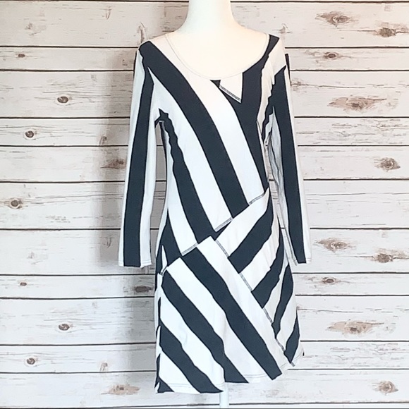 V Cristina | Tops | V Christina Tunic Top With Asymmetrical Print ...